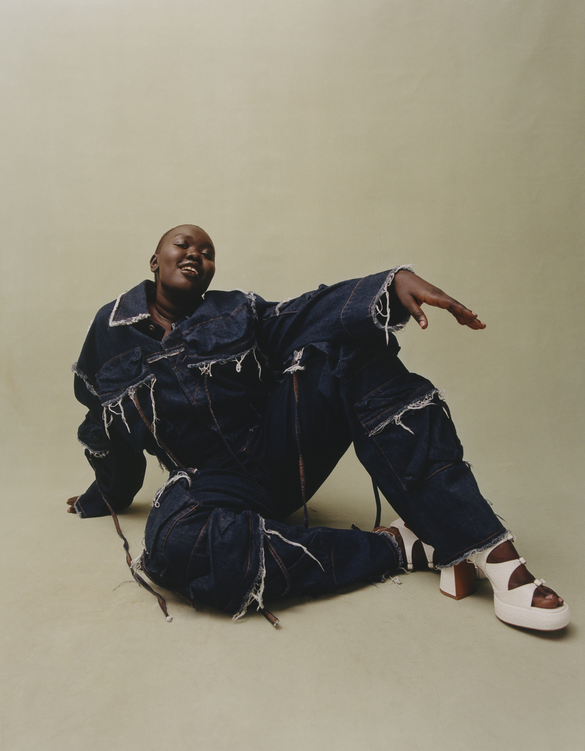 COSMO | CURVE | Fashion | One Represents