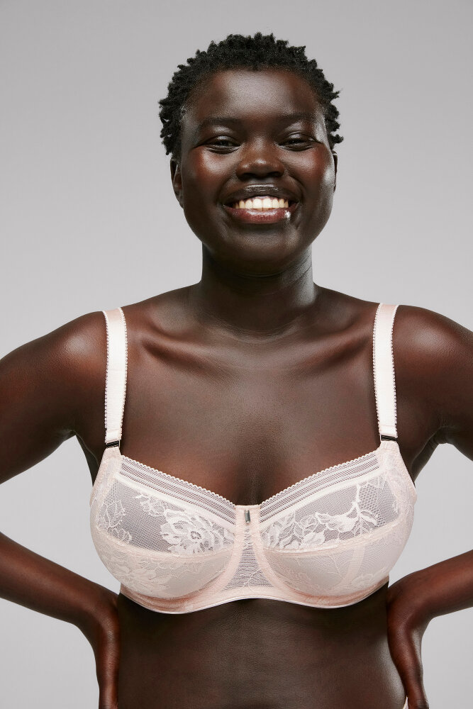 M & s bra fitting store